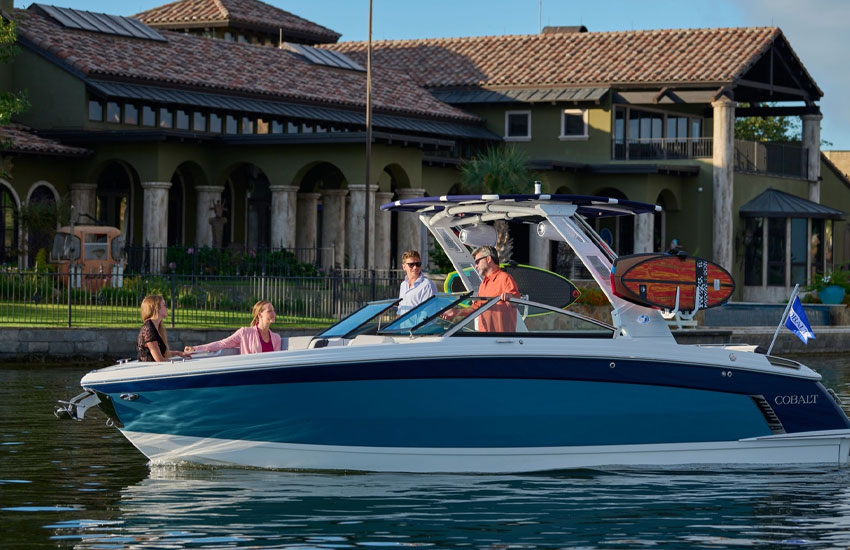 The Best of New York Boating Experiences - Cobalt Boats